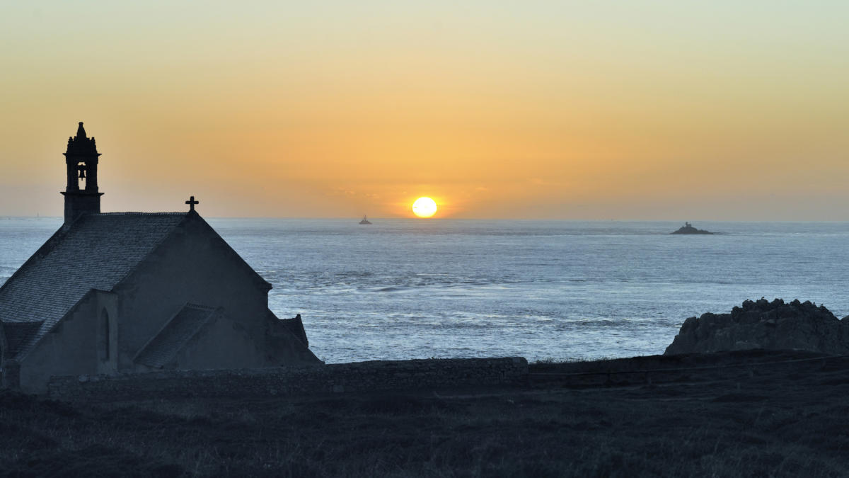 Escursioni itineranti: i 5 percorsi imperdibili della Bretagna ...