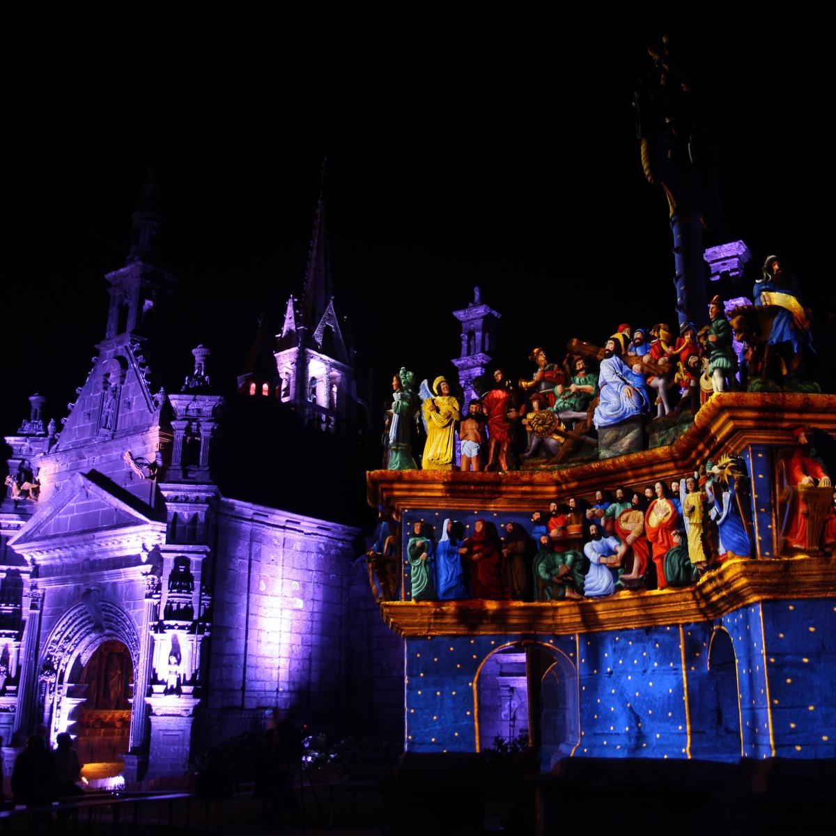 Les enclos paroissiaux | Tourisme Bretagne