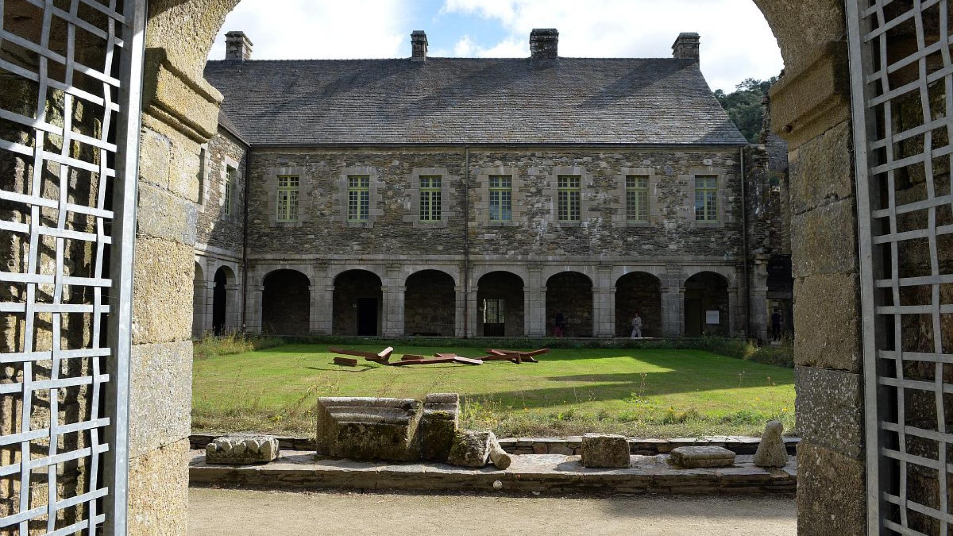 Abbaye de Bon-Repos | Tourisme Bretagne