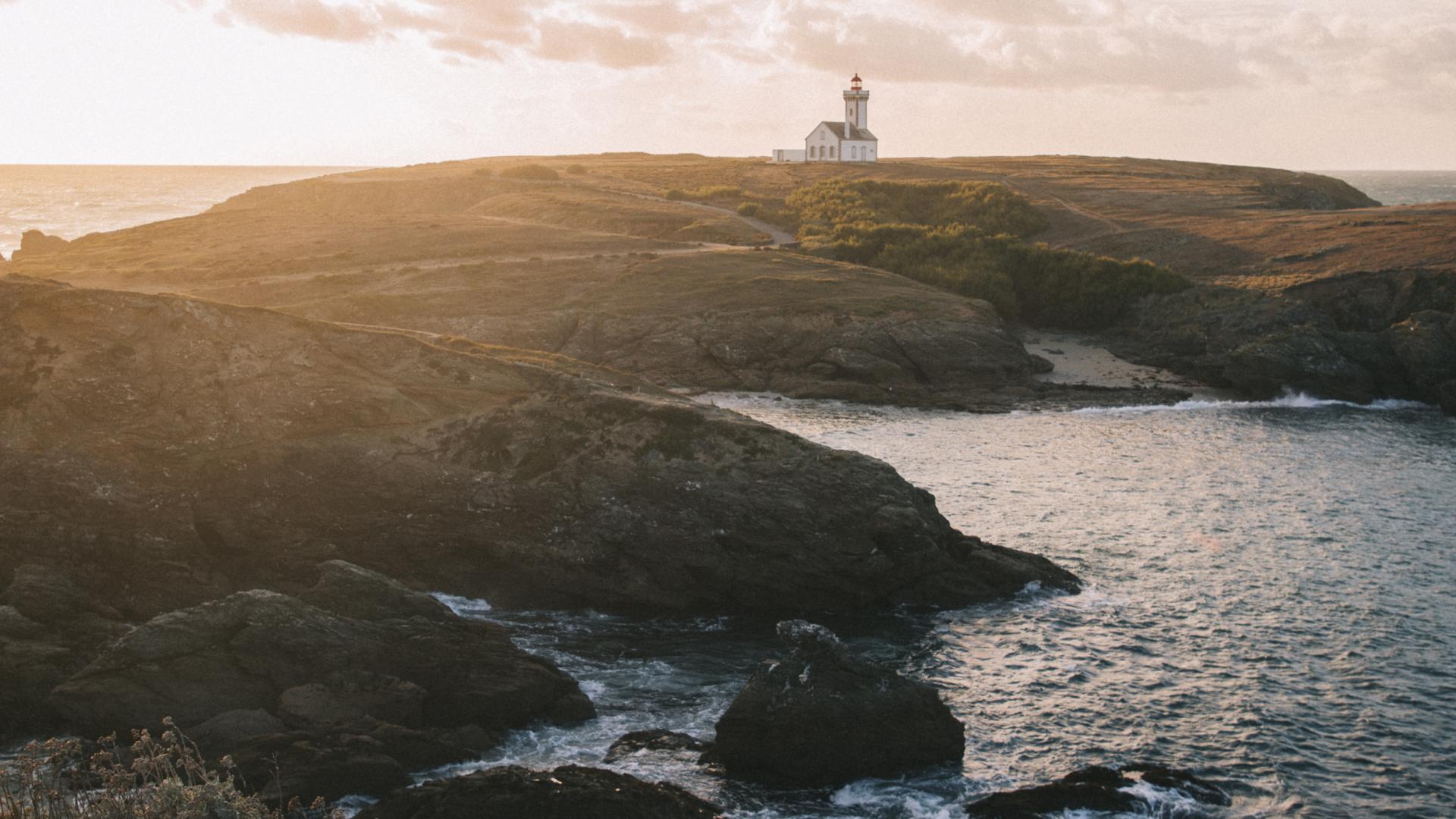 On Belle-île’s pathways and trails | Brittany tourism