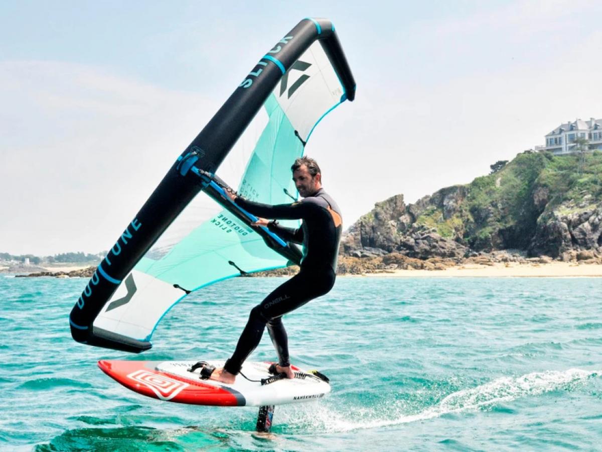 Summer water sports with coaches | Brittany tourism